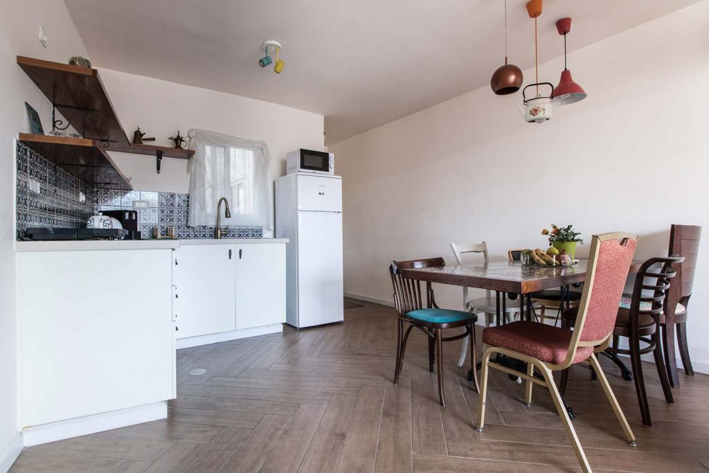 Yellow Apt. - Golda Vacation Rentals